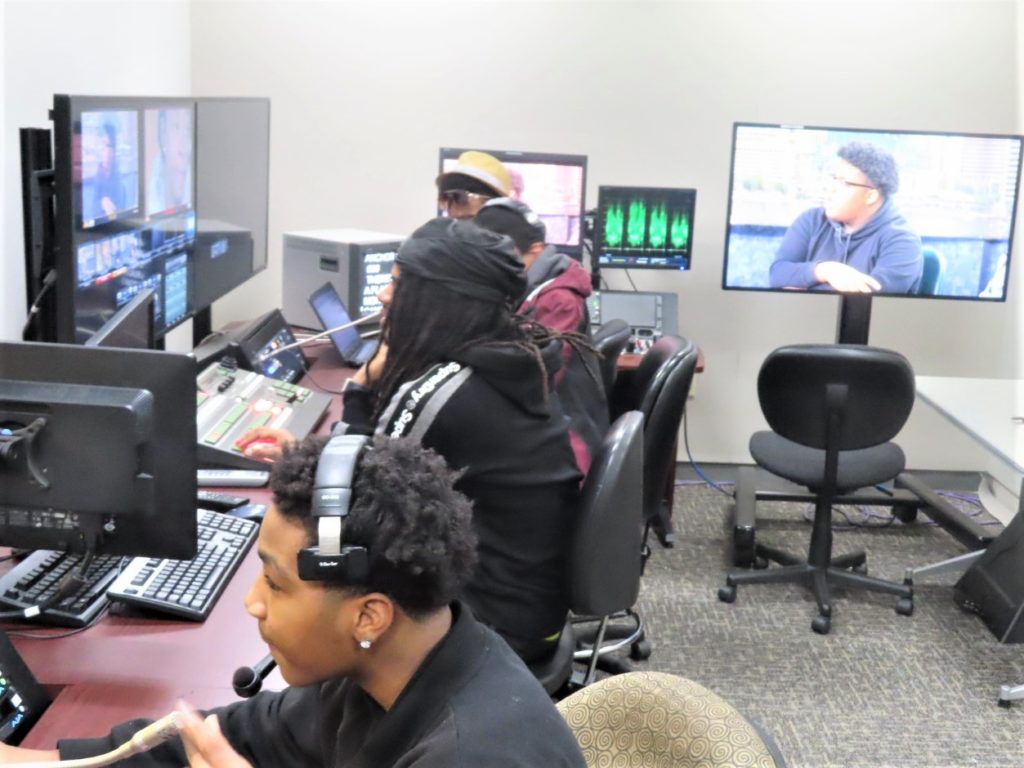 Digital Electronics (PLTW) - DCPS Career & Technical Education Programs